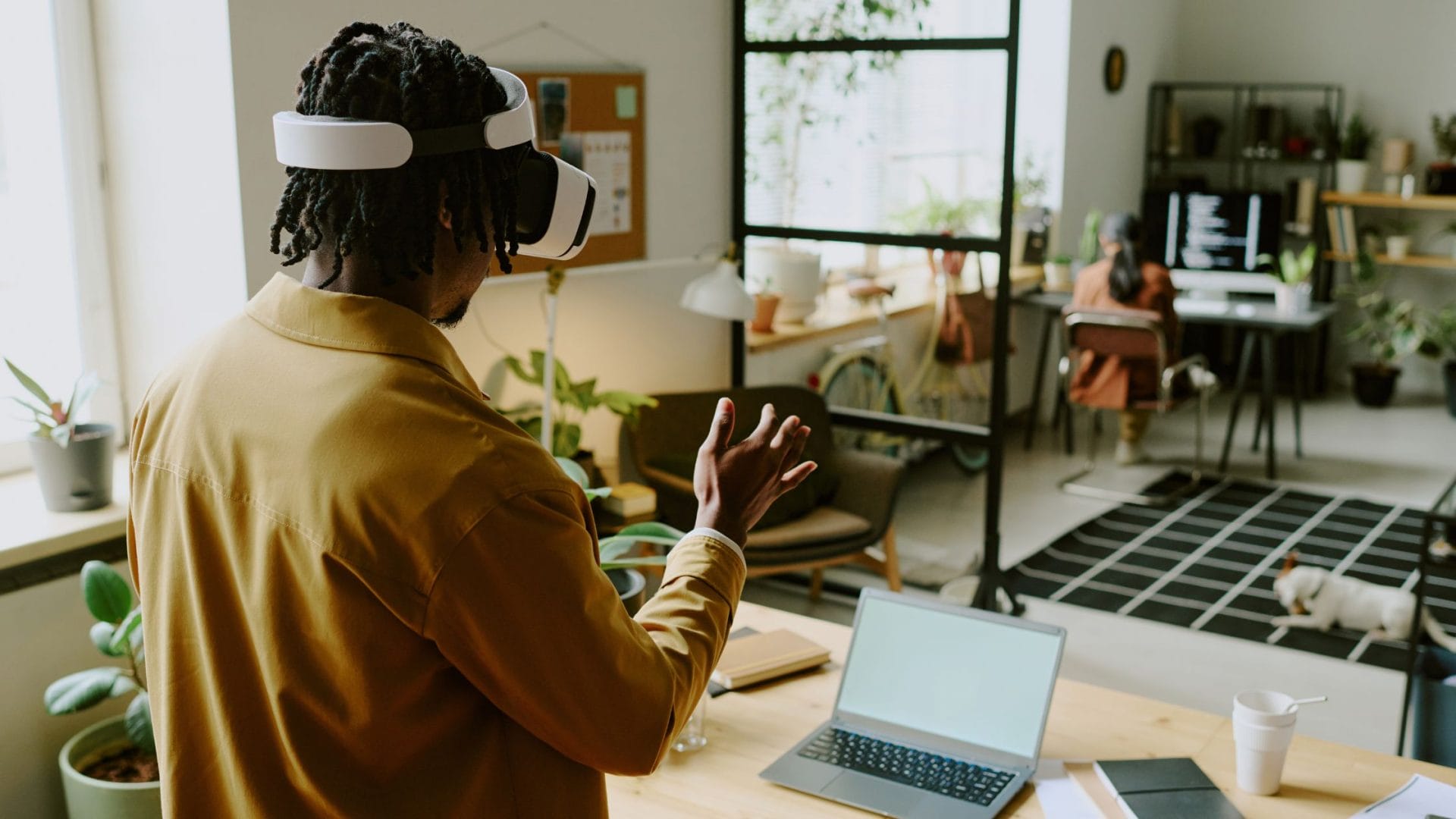 Best VR Livestream Platforms: Your Guide to Seamless Streaming - OPIC ...