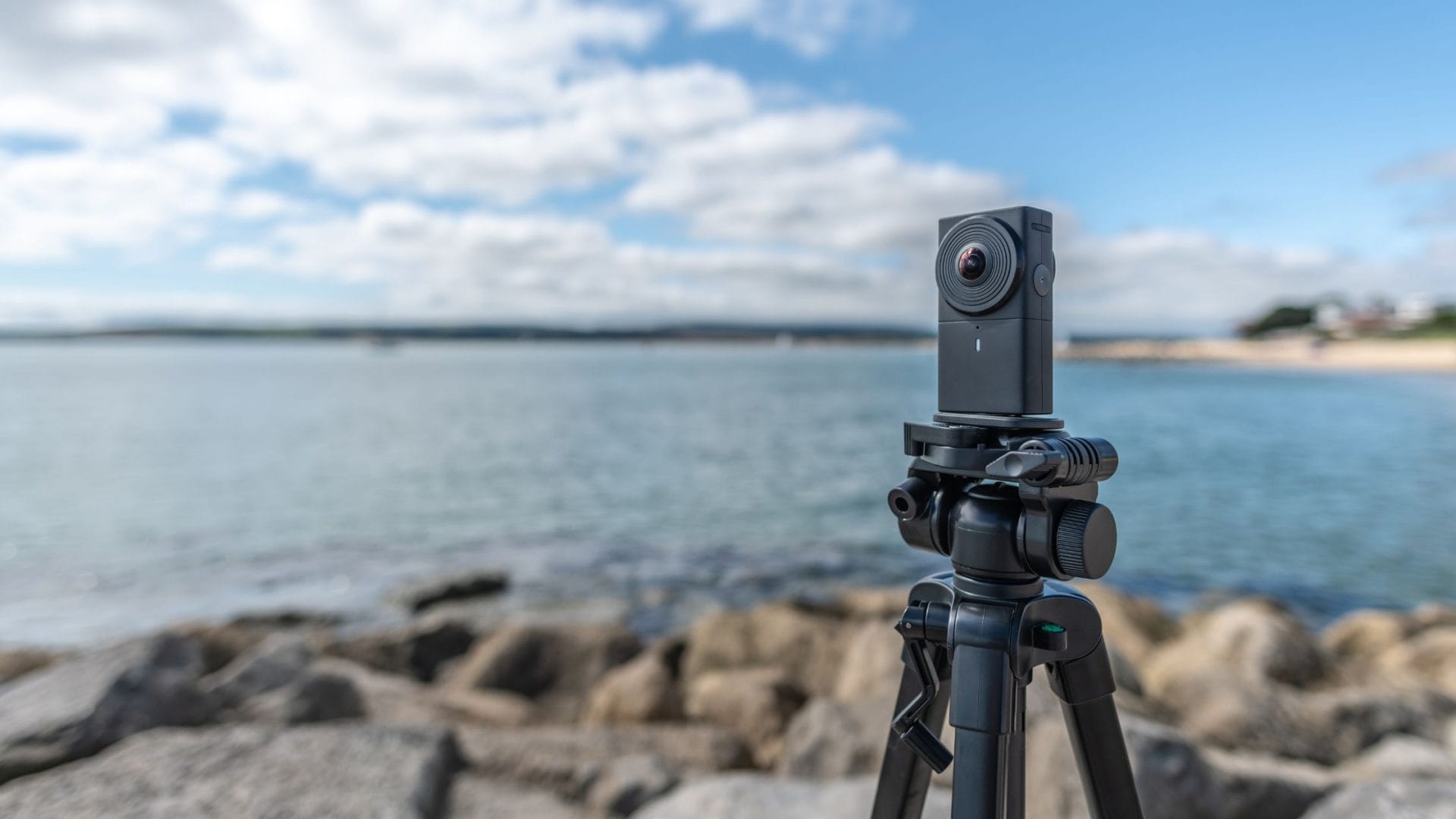 The Ultimate Guide to Virtual Reality Cameras - OPIC 3D VR Live Streaming